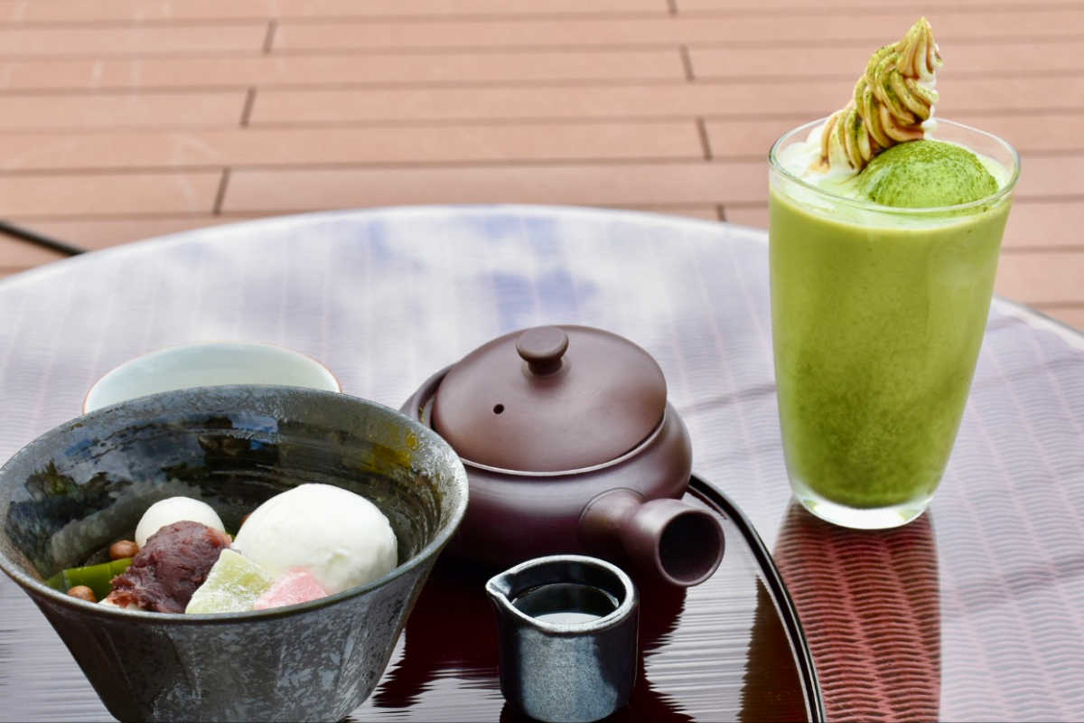 Motomachi Terrace: An Open-Air Japanese Tea Café on Oshima Island